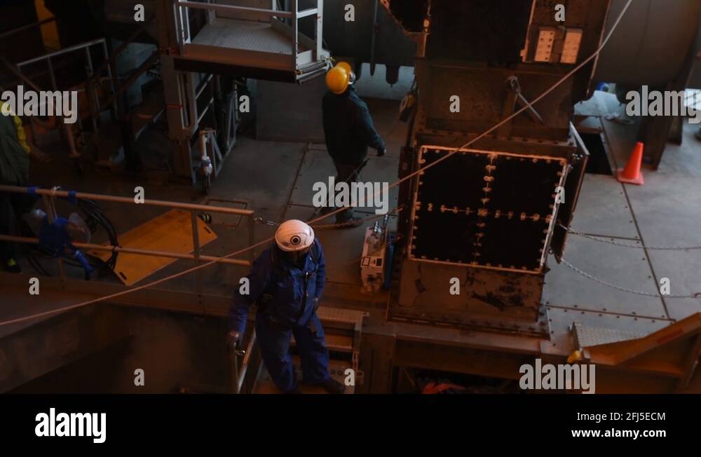 Nasa rocket workers Stock Videos & Footage - HD and 4K Video Clips - Alamy