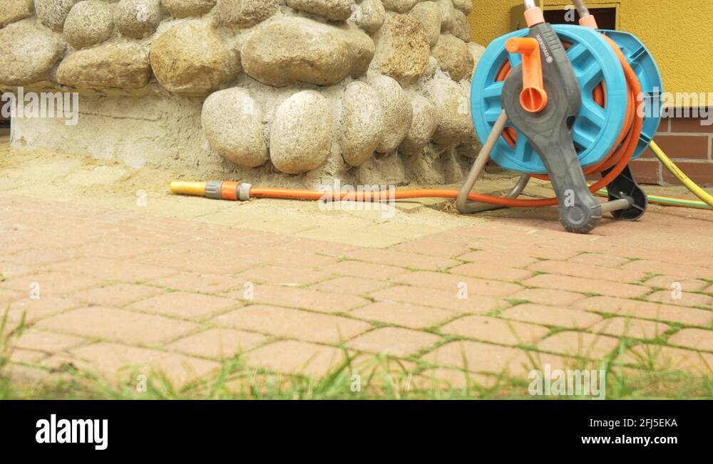 Sneaking shot Stock Videos & Footage - HD and 4K Video Clips - Alamy