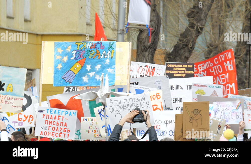 Demonstration picket Stock Videos & Footage - HD and 4K Video Clips - Alamy