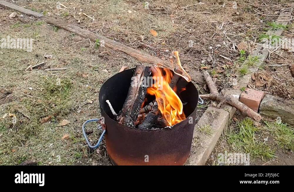 Burning objects Stock Videos & Footage - HD and 4K Video Clips - Alamy