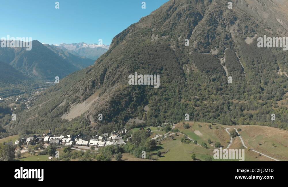 Pyrenean valley Stock Videos & Footage - HD and 4K Video Clips - Alamy