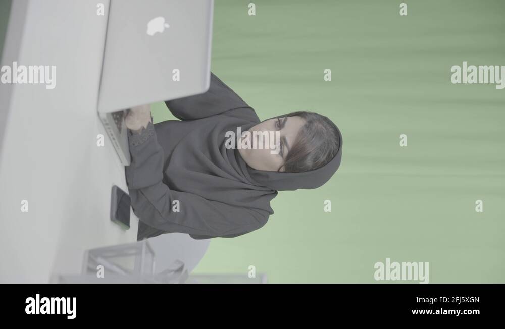 Vertical green screen Stock Videos & Footage - HD and 4K Video Clips ...