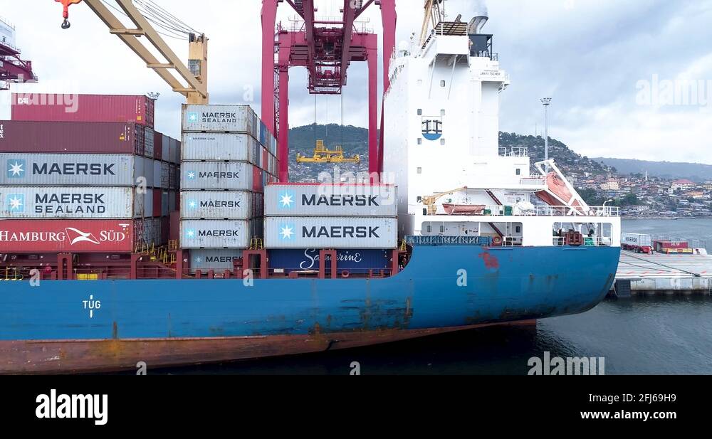 Tracking vessels Stock Videos & Footage - HD and 4K Video Clips - Alamy