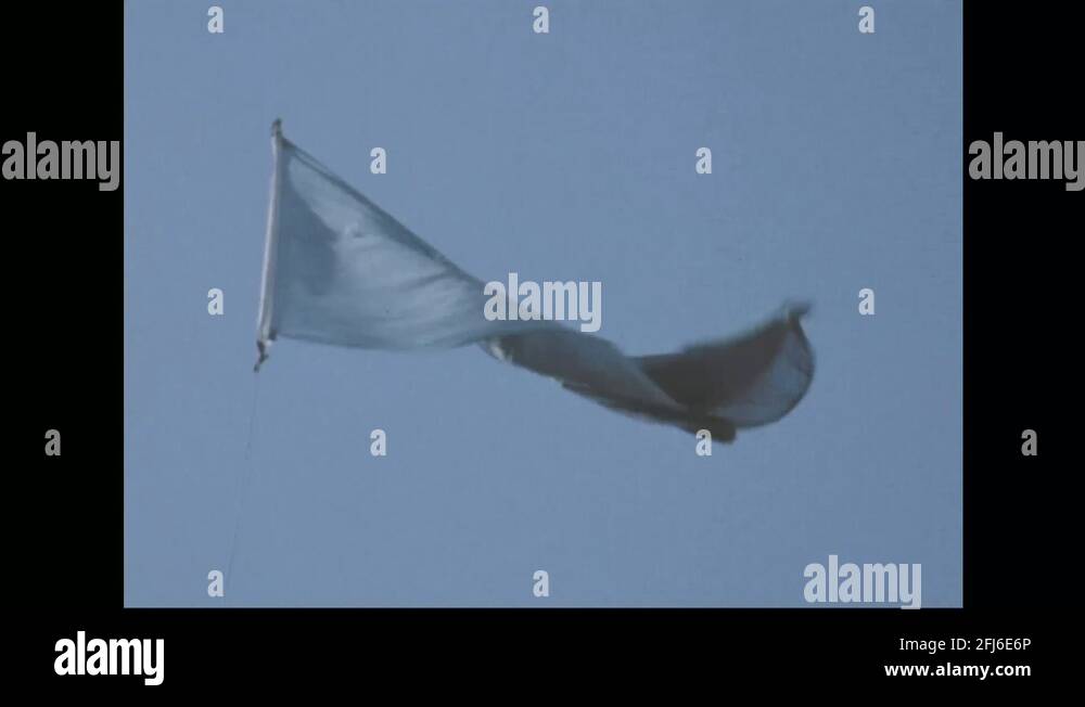Lowered flag Stock Videos & Footage - HD and 4K Video Clips - Alamy