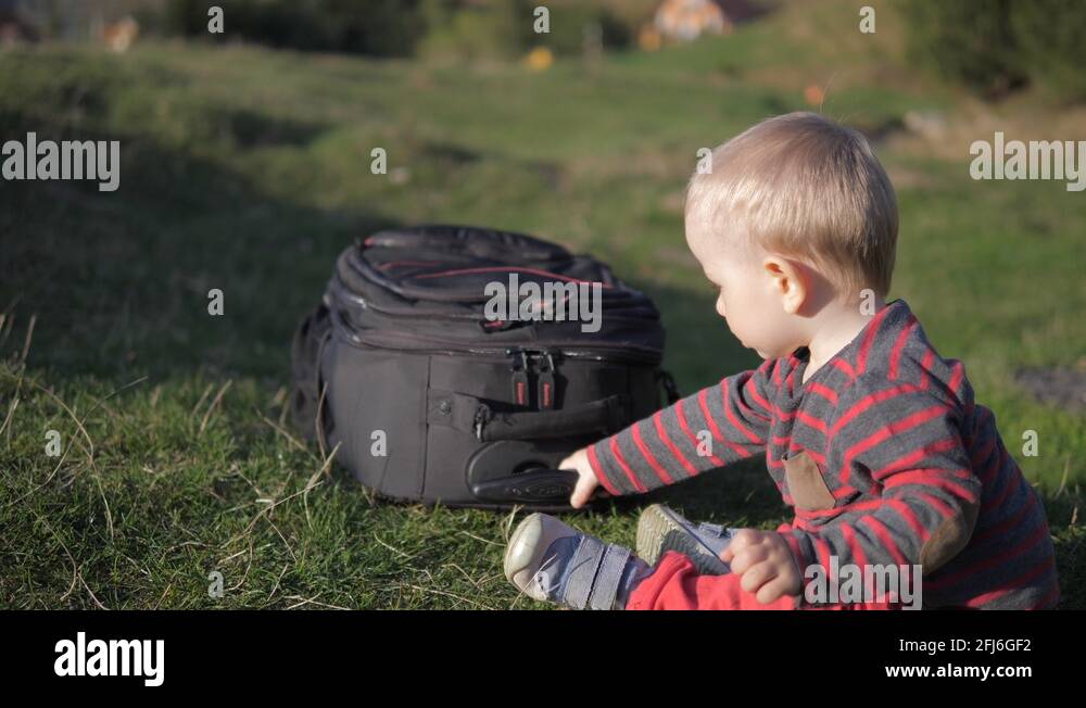 Frowning baby Stock Videos & Footage - HD and 4K Video Clips - Alamy