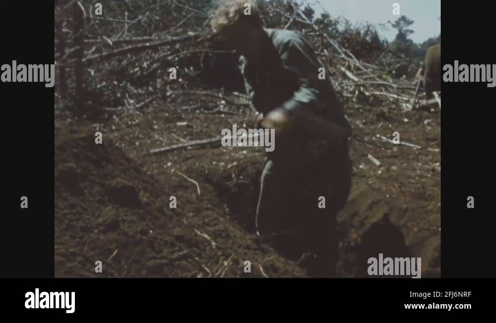 Digging your scene Stock Videos & Footage - HD and 4K Video Clips - Alamy