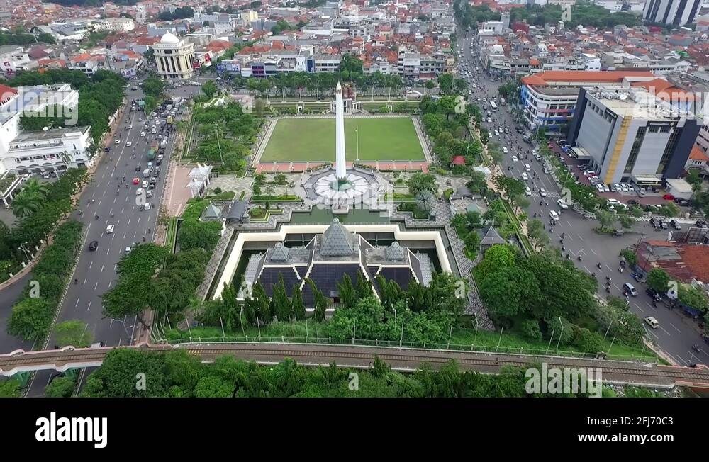 The Heroes Monument (Tugu Pahlawan) is a monument in Surabaya ...