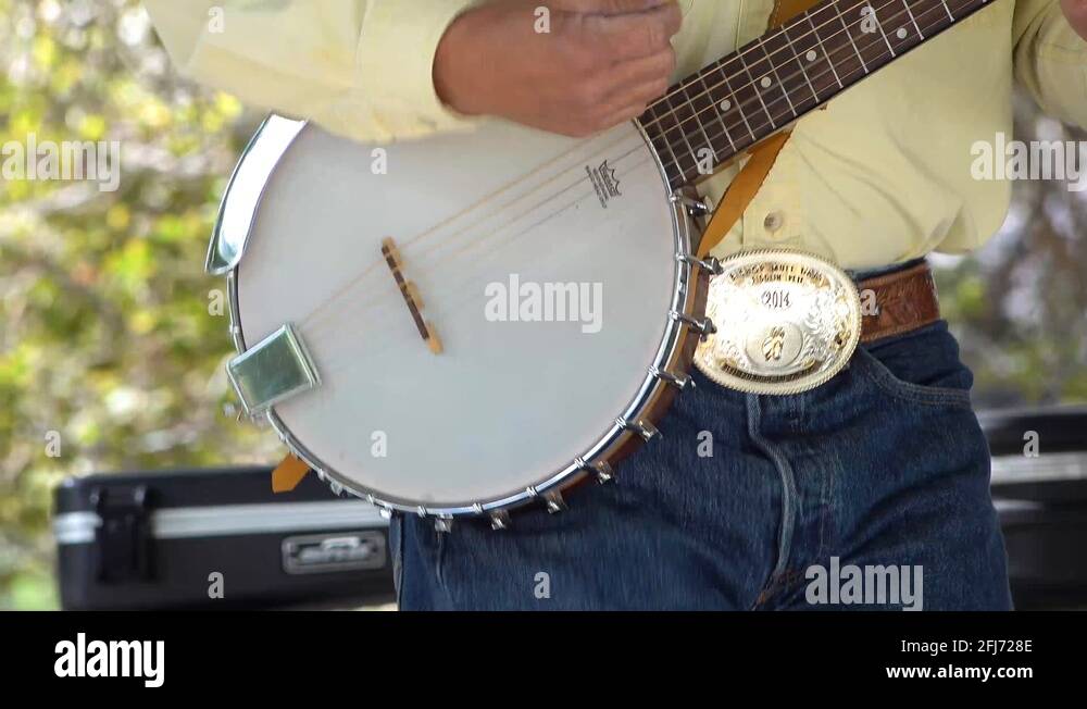 Man playing banjo Stock Videos & Footage - HD and 4K Video Clips - Alamy