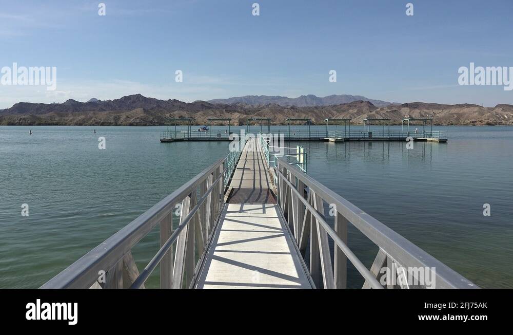 Pontoon walkway Stock Videos & Footage - HD and 4K Video Clips - Alamy