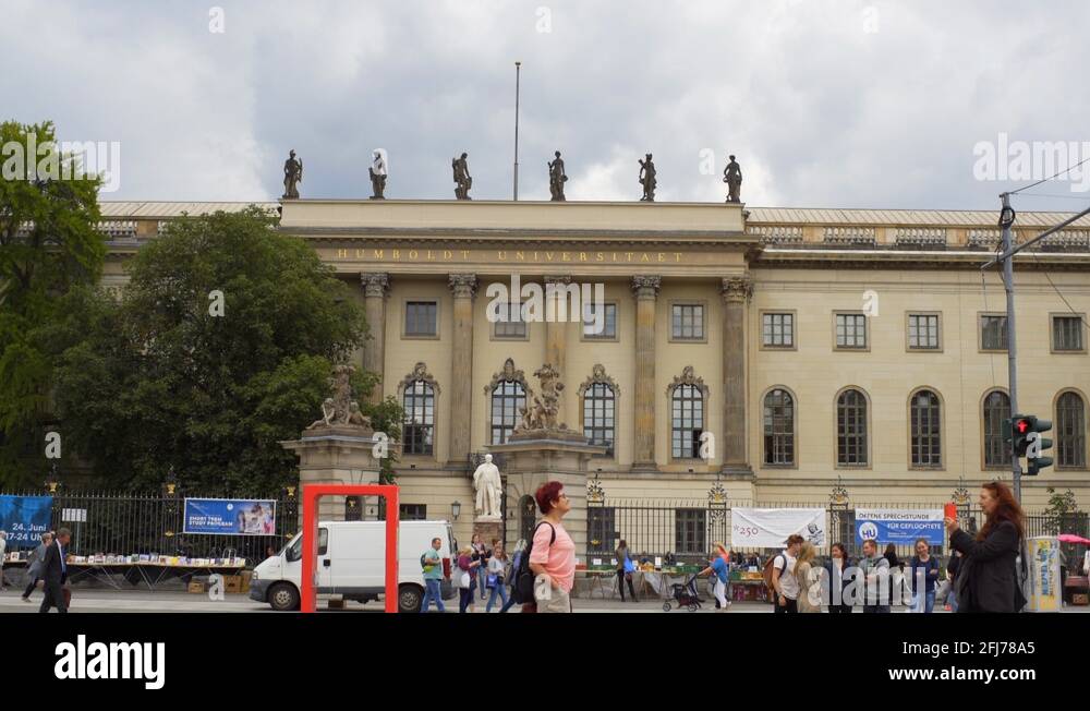 Busy campus entrance Stock Videos & Footage - HD and 4K Video Clips - Alamy