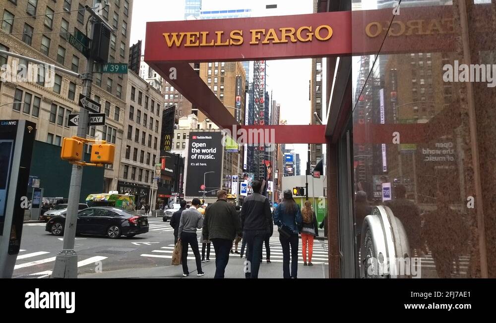 Wells fargo sign Stock Videos & Footage - HD and 4K Video Clips - Alamy
