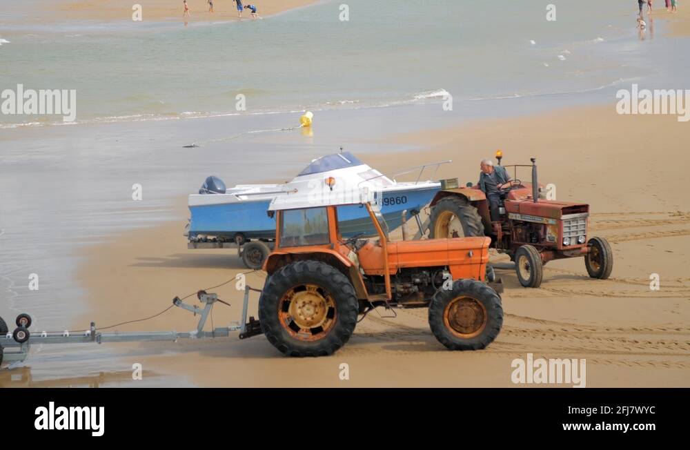 Vessel trailers Stock Videos & Footage - HD and 4K Video Clips - Alamy