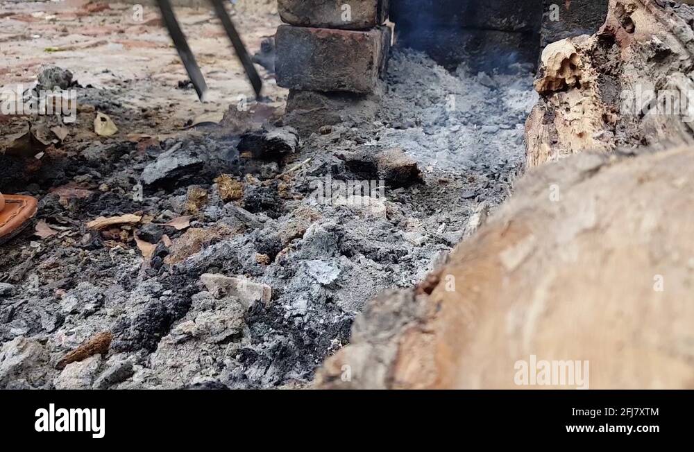 Coal kitchen Stock Videos & Footage - HD and 4K Video Clips - Alamy