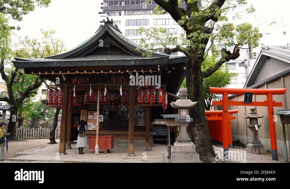 Pulling bell Stock Videos & Footage - HD and 4K Video Clips - Alamy