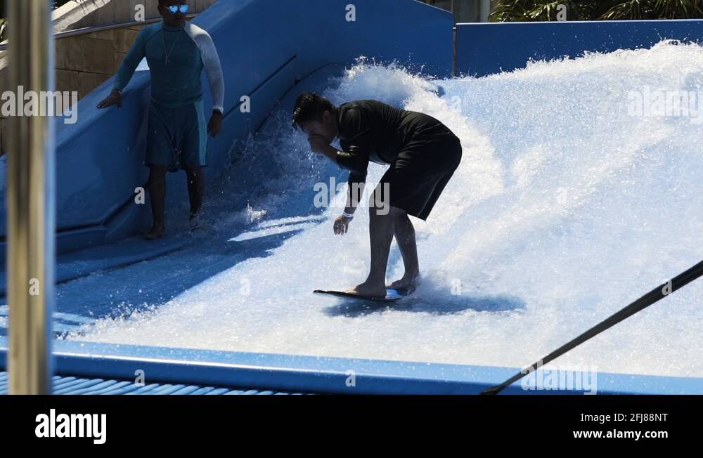 Surf wave machine Stock Videos & Footage - HD and 4K Video Clips - Alamy