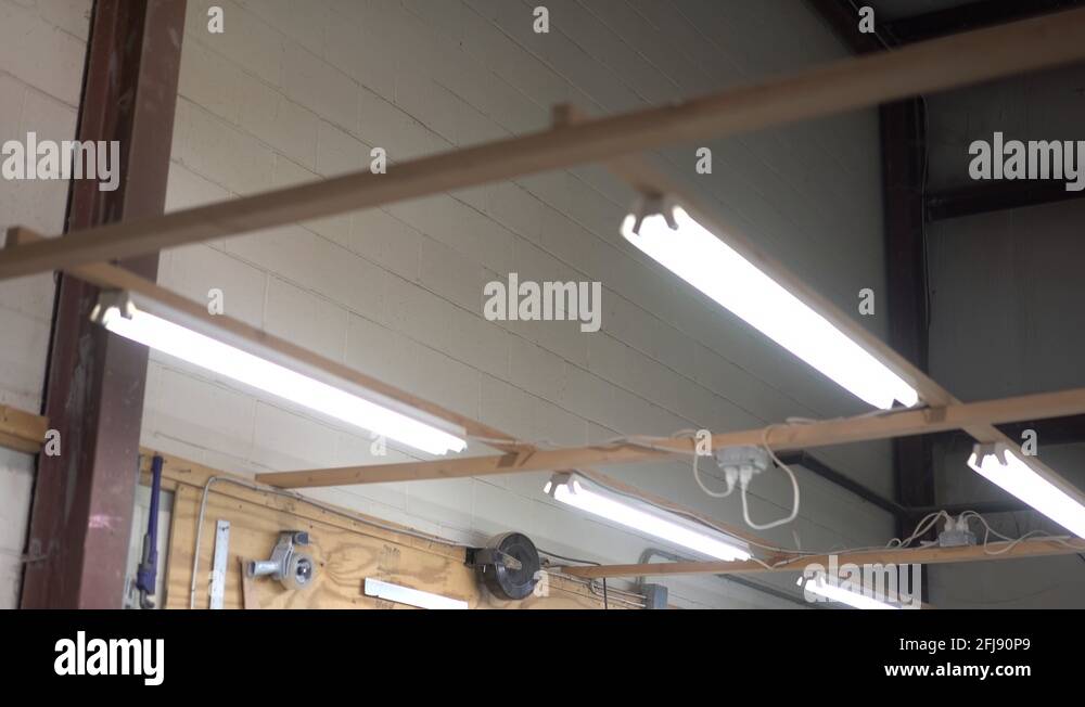 Work bench Stock Videos & Footage - HD and 4K Video Clips - Alamy