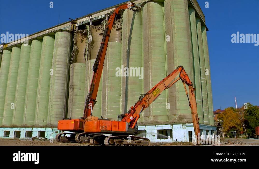 Dismantling of structures Stock Videos & Footage - HD and 4K Video ...