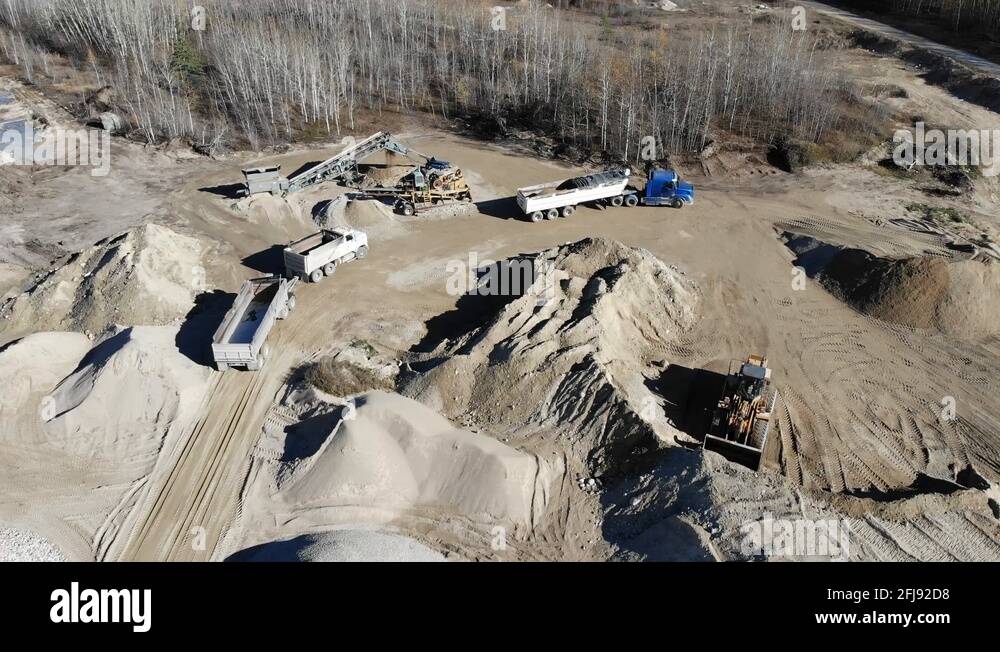 Front end loader loading Stock Videos & Footage - HD and 4K Video Clips ...