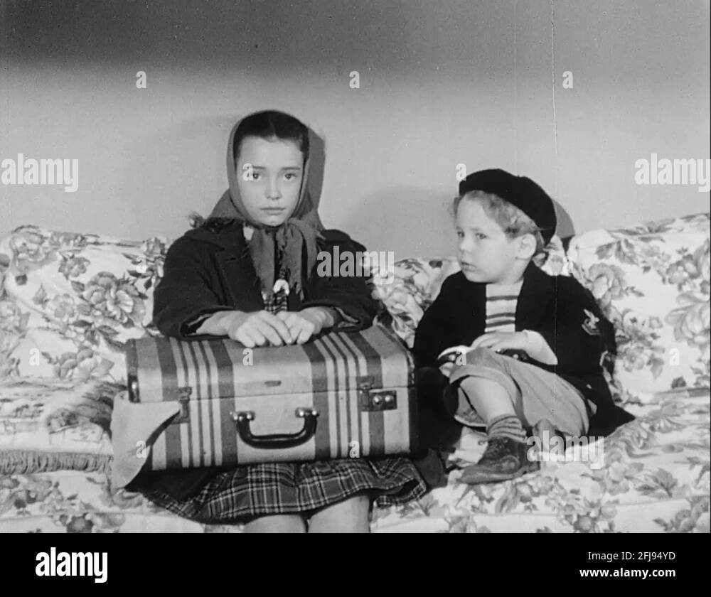 Policeman house Stock Videos & Footage - HD and 4K Video Clips - Alamy