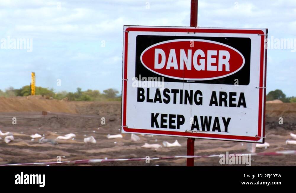 Dangeroussituation Stock Videos & Footage - HD and 4K Video Clips - Alamy