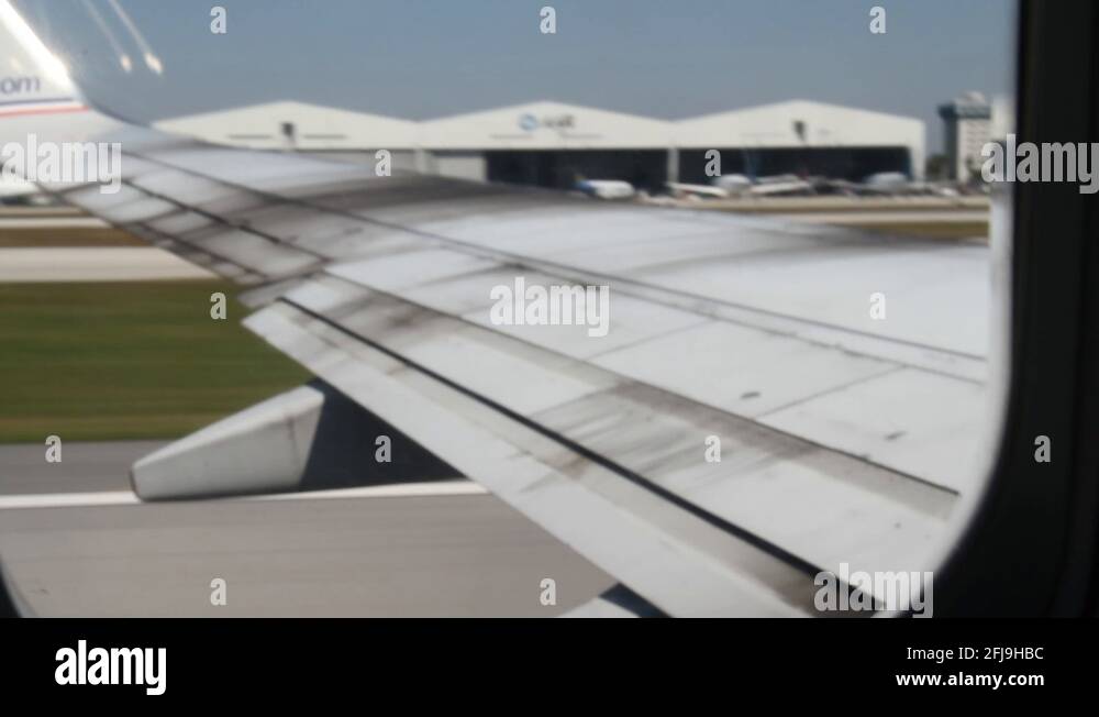 Planeflying Stock Videos & Footage - HD and 4K Video Clips - Alamy