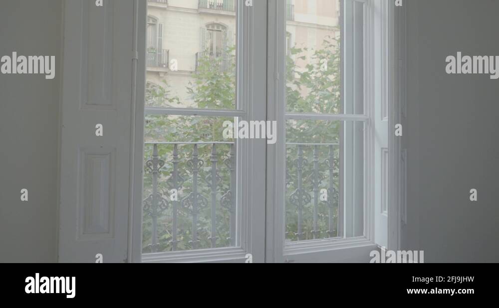 Window reveal Stock Videos & Footage - HD and 4K Video Clips - Alamy
