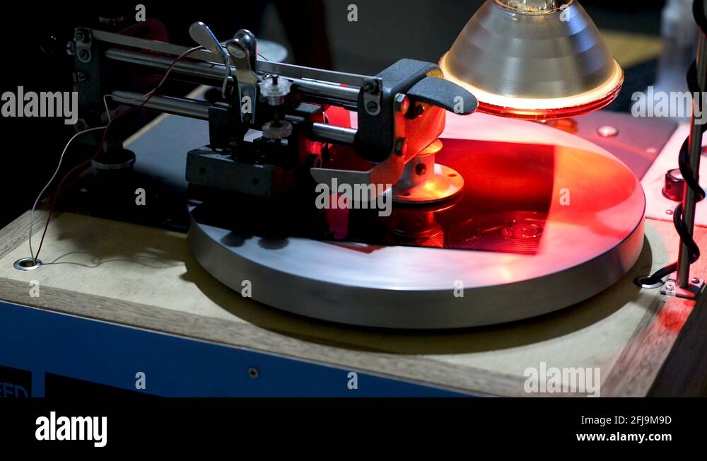 Recording disc Stock Videos & Footage - HD and 4K Video Clips - Alamy