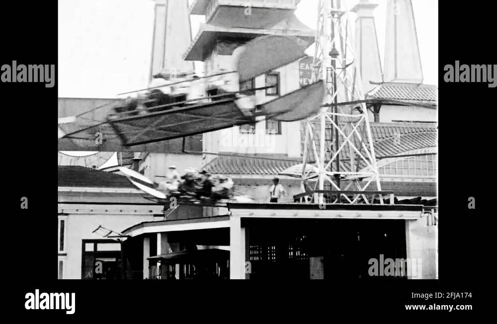 Revolving structure Stock Videos & Footage - HD and 4K Video Clips - Alamy