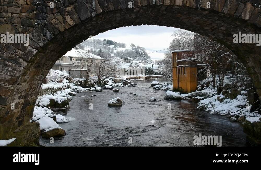 Moi moi Stock Videos & Footage - HD and 4K Video Clips - Alamy