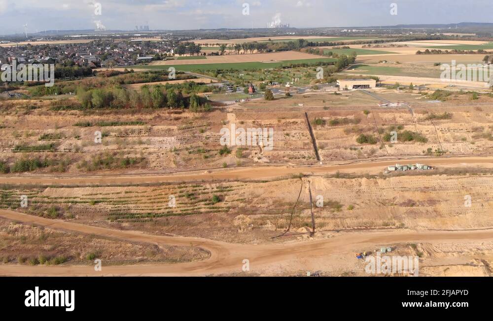 Barren town Stock Videos & Footage - HD and 4K Video Clips - Alamy