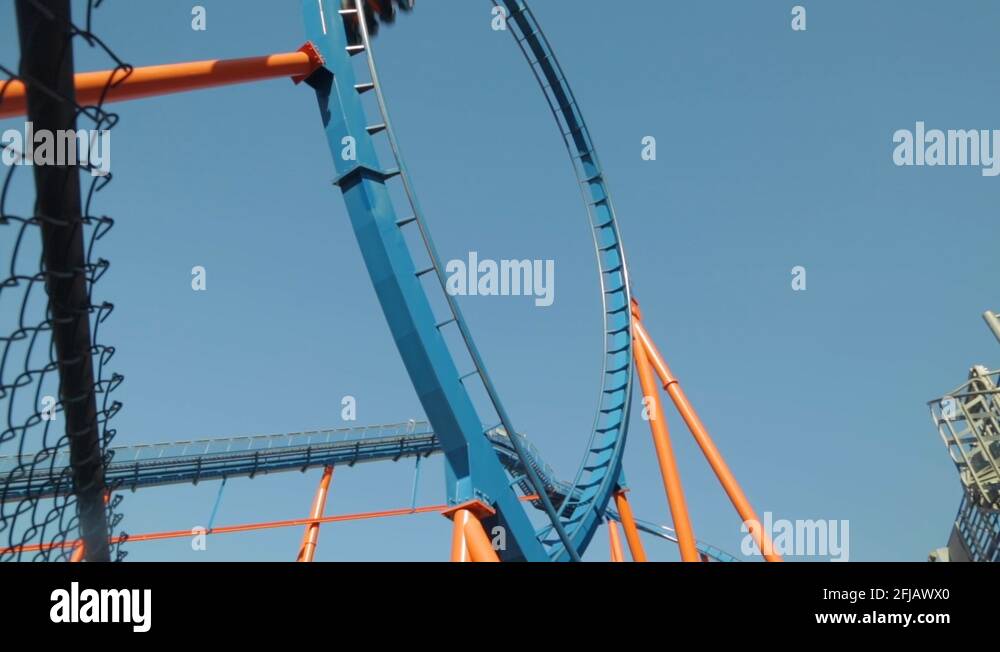 Roller coaster loop Stock Videos & Footage - HD and 4K Video Clips - Alamy