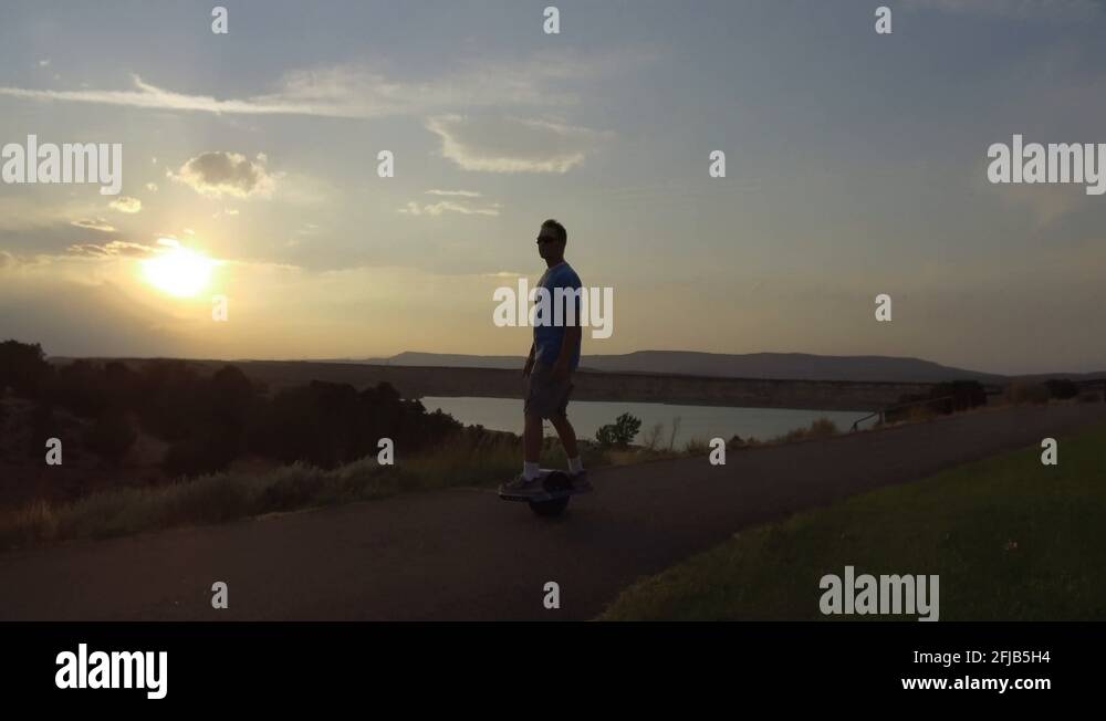 Onewheel Stock Videos & Footage - HD and 4K Video Clips - Alamy