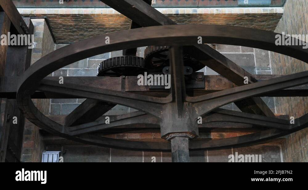 Edinburgh wheel Stock Videos & Footage - HD and 4K Video Clips - Alamy