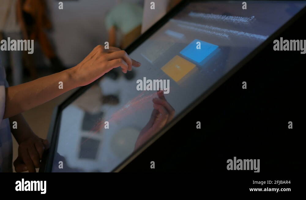 Woman museum display Stock Videos & Footage - HD and 4K Video Clips - Alamy