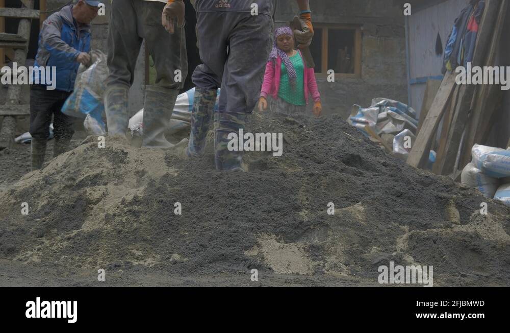 Builders sand pile Stock Videos & Footage - HD and 4K Video Clips - Alamy