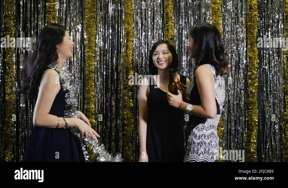 Clubbing girls Stock Videos & Footage - HD and 4K Video Clips - Alamy