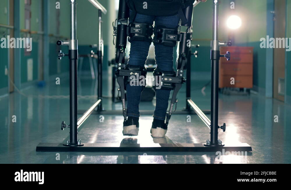 Medical robot walk Stock Videos & Footage - HD and 4K Video Clips - Alamy