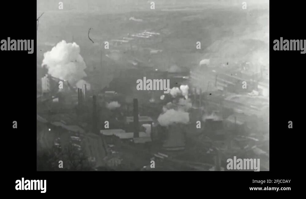 Ww2 factory britain Stock Videos & Footage - HD and 4K Video Clips - Alamy