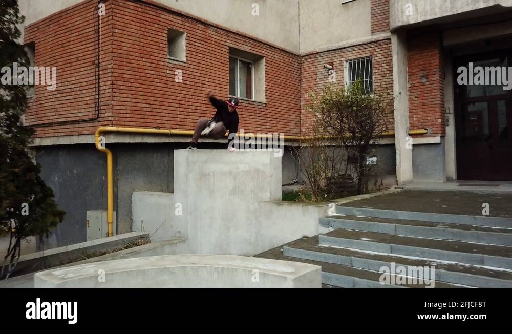 Parkour freerunning athlete vaulting Stock Videos & Footage - HD and 4K ...