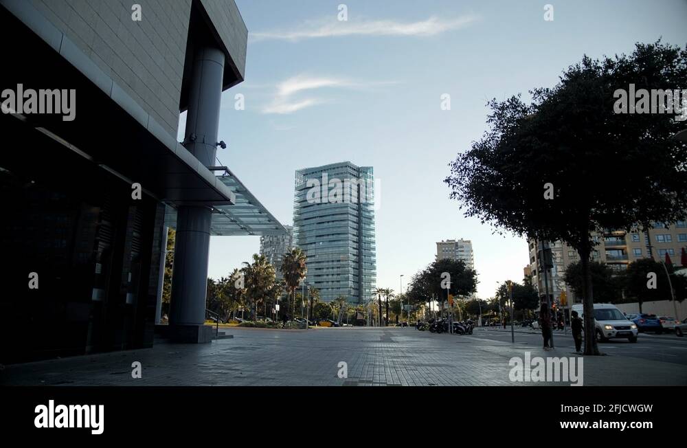 Diagonal sculpture Stock Videos & Footage - HD and 4K Video Clips - Alamy