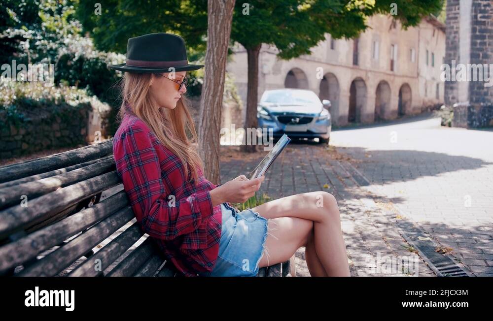 Female travel guide Stock Videos & Footage - HD and 4K Video Clips - Alamy