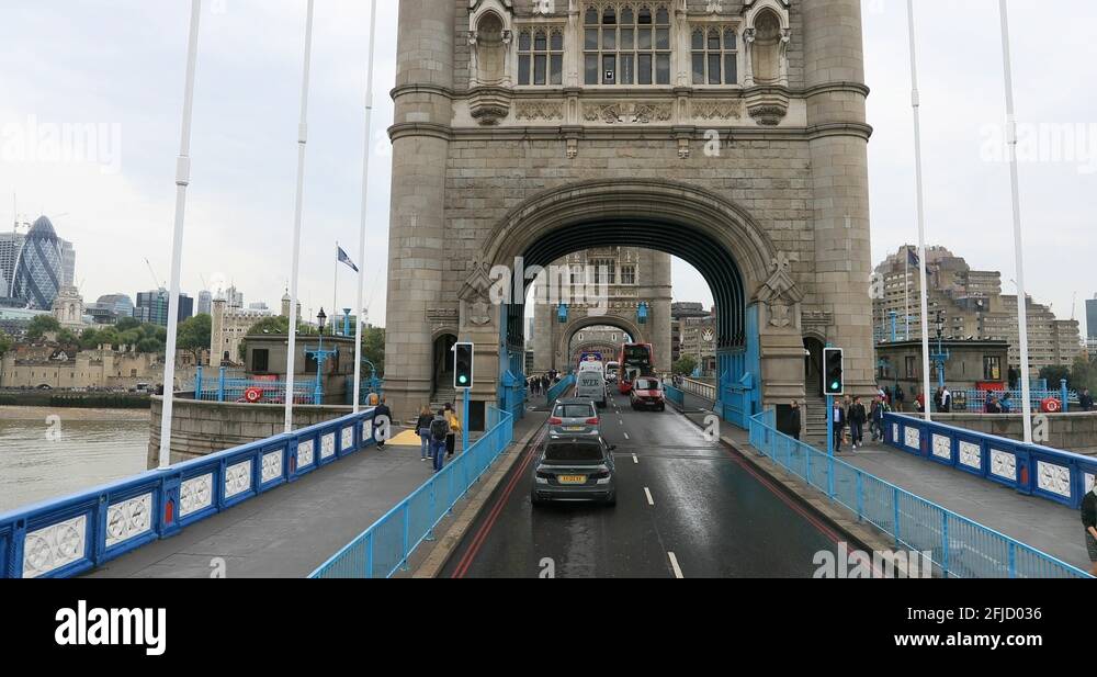 London bus crossing the tower bridge Stock Videos & Footage - HD and 4K ...