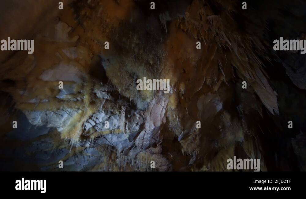 Crystal caverns Stock Videos & Footage - HD and 4K Video Clips - Alamy