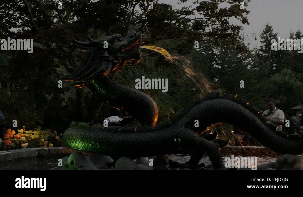 Chinese dragon fountain Stock Videos & Footage - HD and 4K Video Clips ...