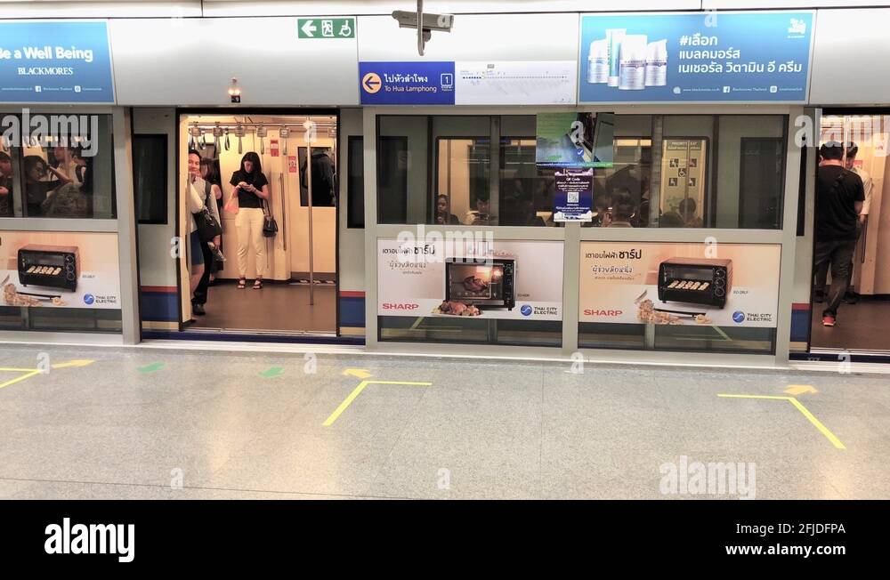 Bangkok mrt Stock Videos & Footage - HD and 4K Video Clips - Alamy