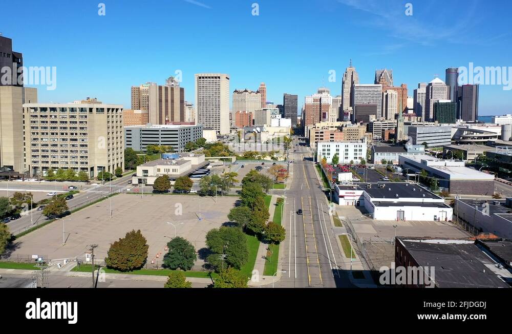 Detroit michigan streets Stock Videos & Footage - HD and 4K Video Clips ...