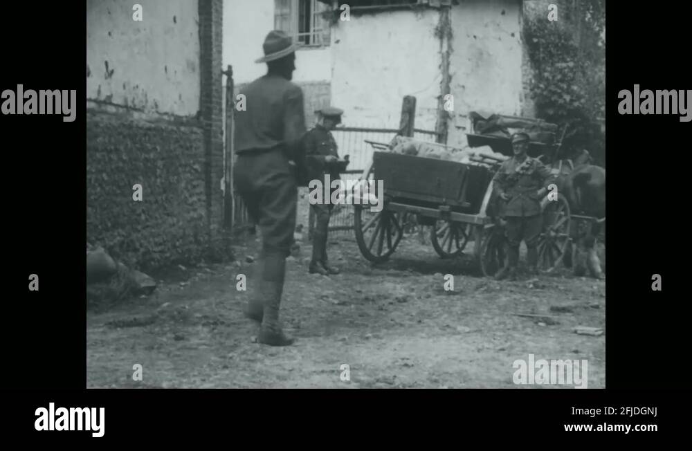 Ww1 british infantry Stock Videos & Footage - HD and 4K Video Clips - Alamy