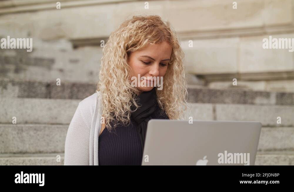 Grand steps Stock Videos & Footage - HD and 4K Video Clips - Alamy