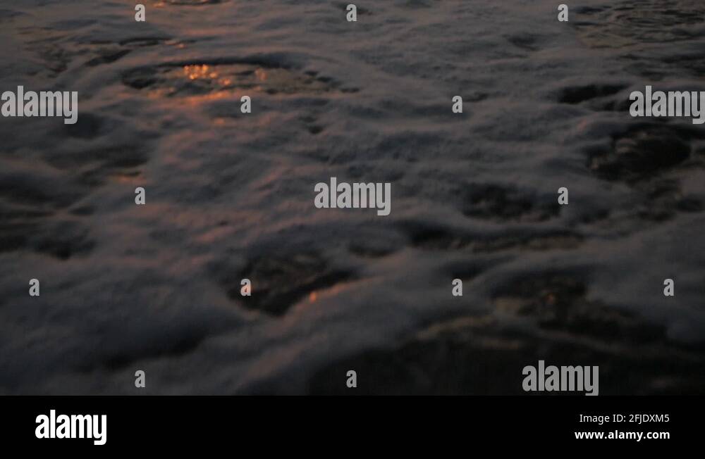 Incoming wave Stock Videos & Footage - HD and 4K Video Clips - Alamy