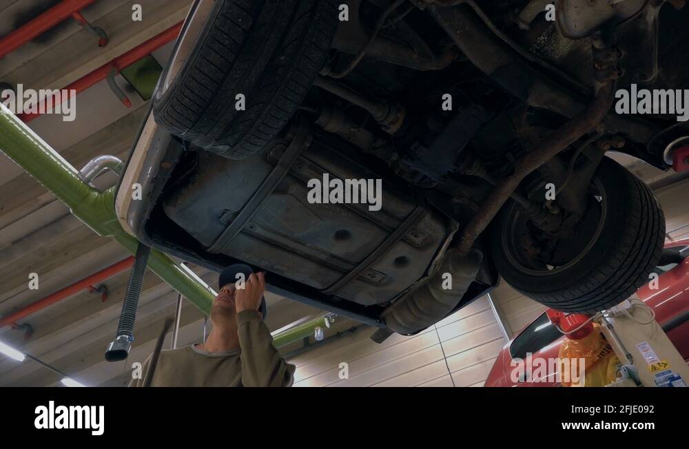 Fuel tank inspection Stock Videos & Footage - HD and 4K Video Clips - Alamy